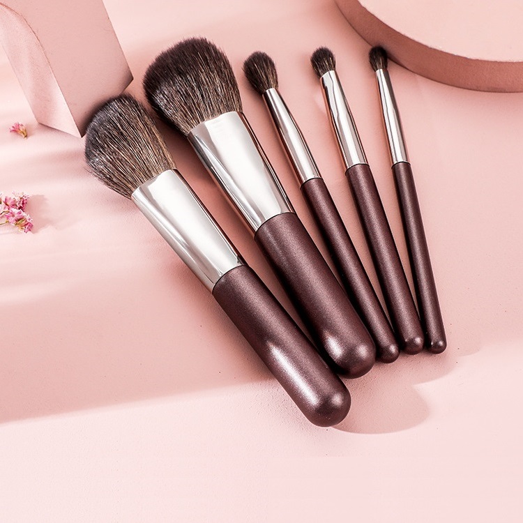 Mini Portable Makeup Brush Set