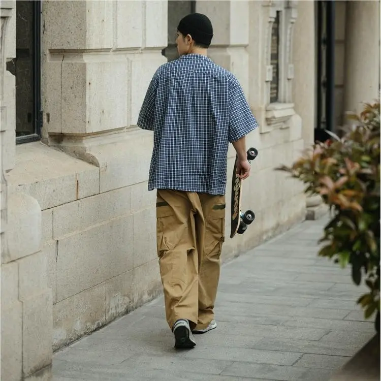Relaxed and Chic Outdoor Shirt