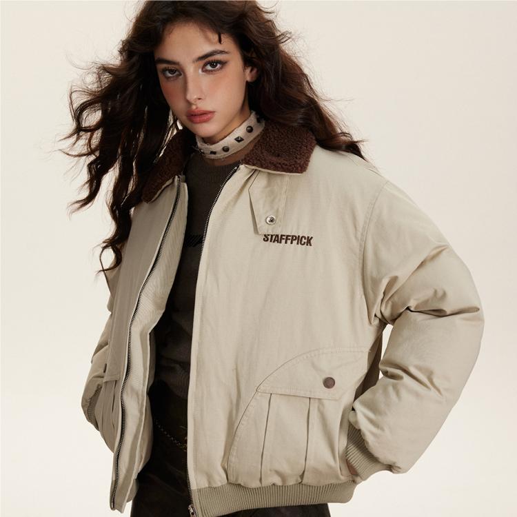 Old-School Practical Outdoor Wear