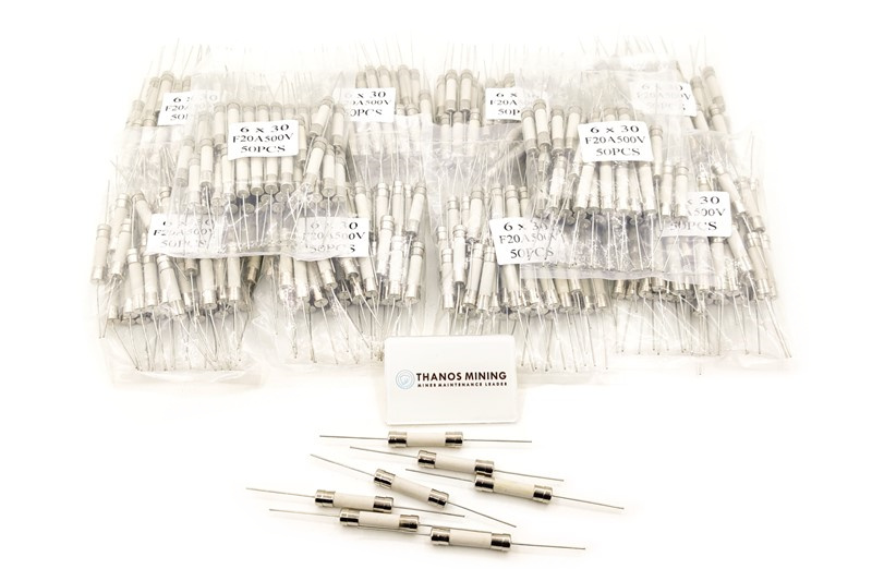 Ceramic fuse with lead 500V 20A