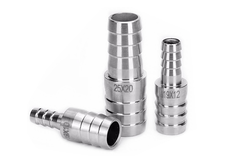 Pagoda conversion connector Barbed connector