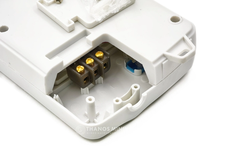 Universal 10 port power socket