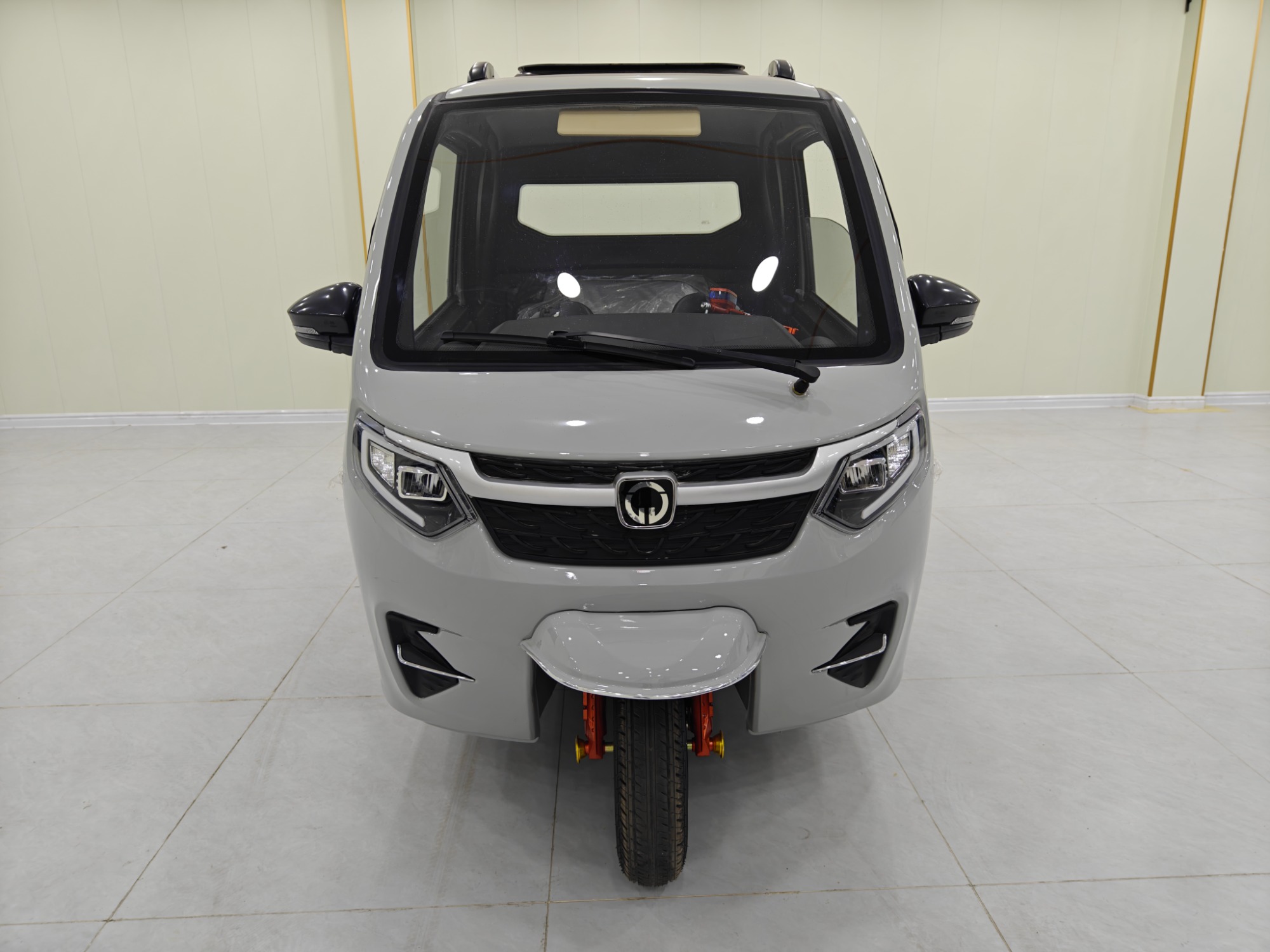 Enclosed Electric Cargo Motorcycle with Cab, Electric Pickup Truck