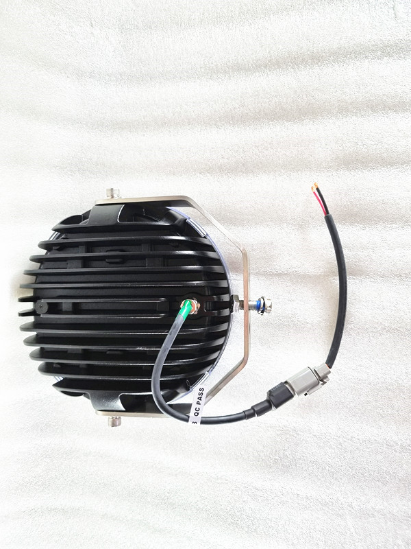 Titan 9 Inch LED Driving Light 225 watt LED SPOT Light 20625 LUMENS ...