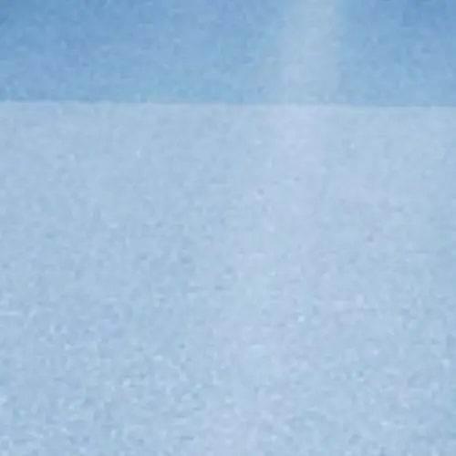 Non-directional homogeneous vinyl flooring