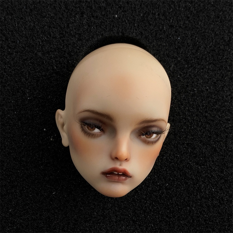 Stock Byearsdoll No4- Cedar light tan 1/4 bjd