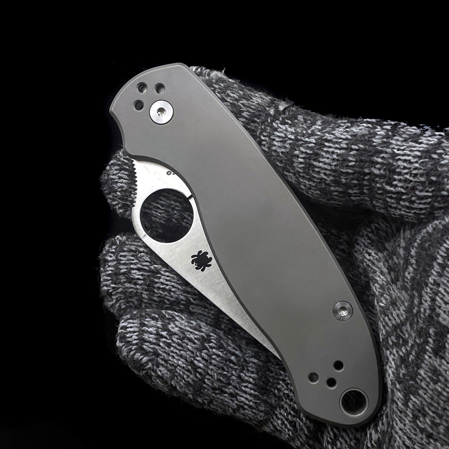 C223 Para 3 Titanium bearing folding knife