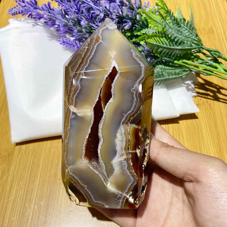 Druzy Agate Tower