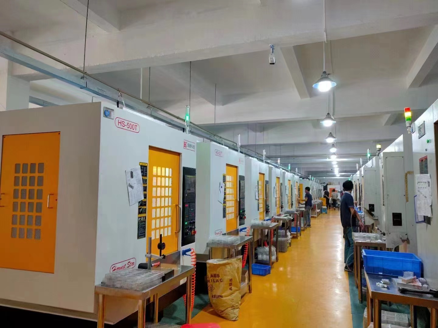 One Precision Sheet Metal Fabrication And Aluminum Injection Molding