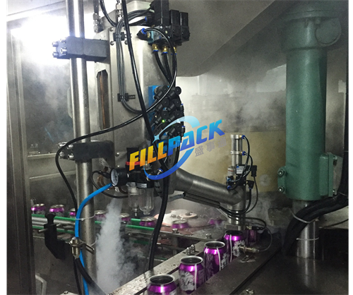 Liquid nitrogen dosing and purging machine for food and beverage ...