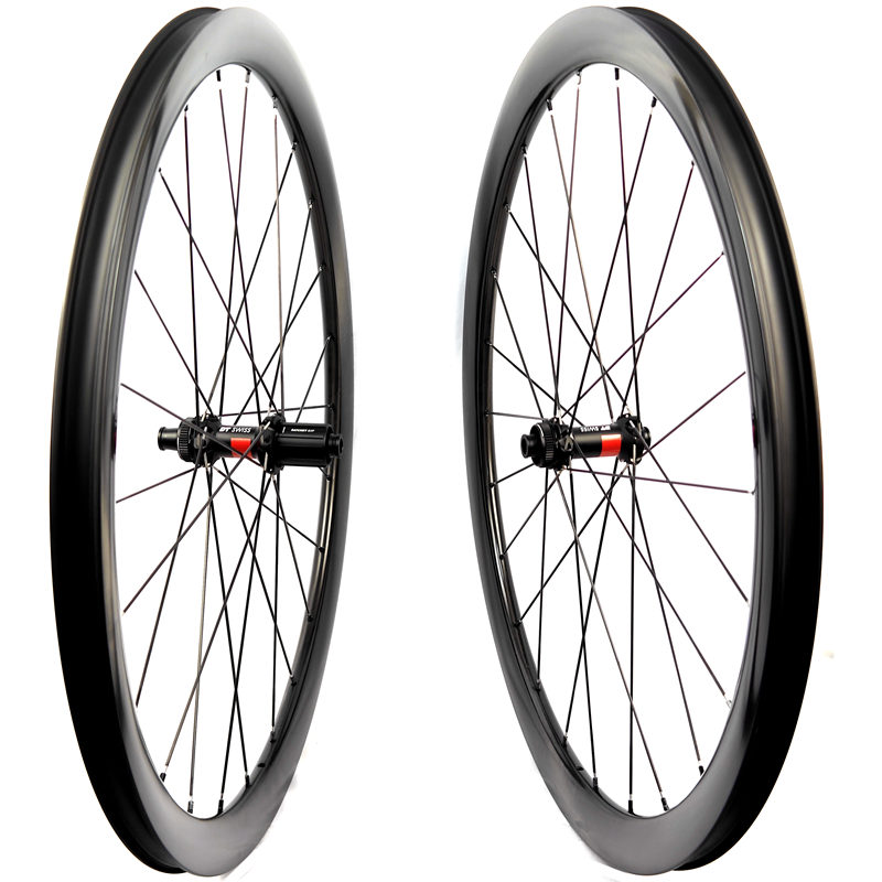1209g Super Light Carbon Road Disc Brake Wheel DT240S With Carbon Spoke