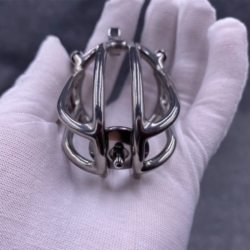 Micro Curved Spacer to Prevent Skin Pinch