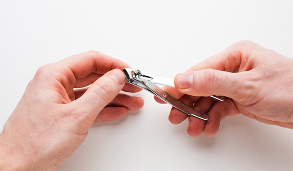 How To Properly Trim Nails