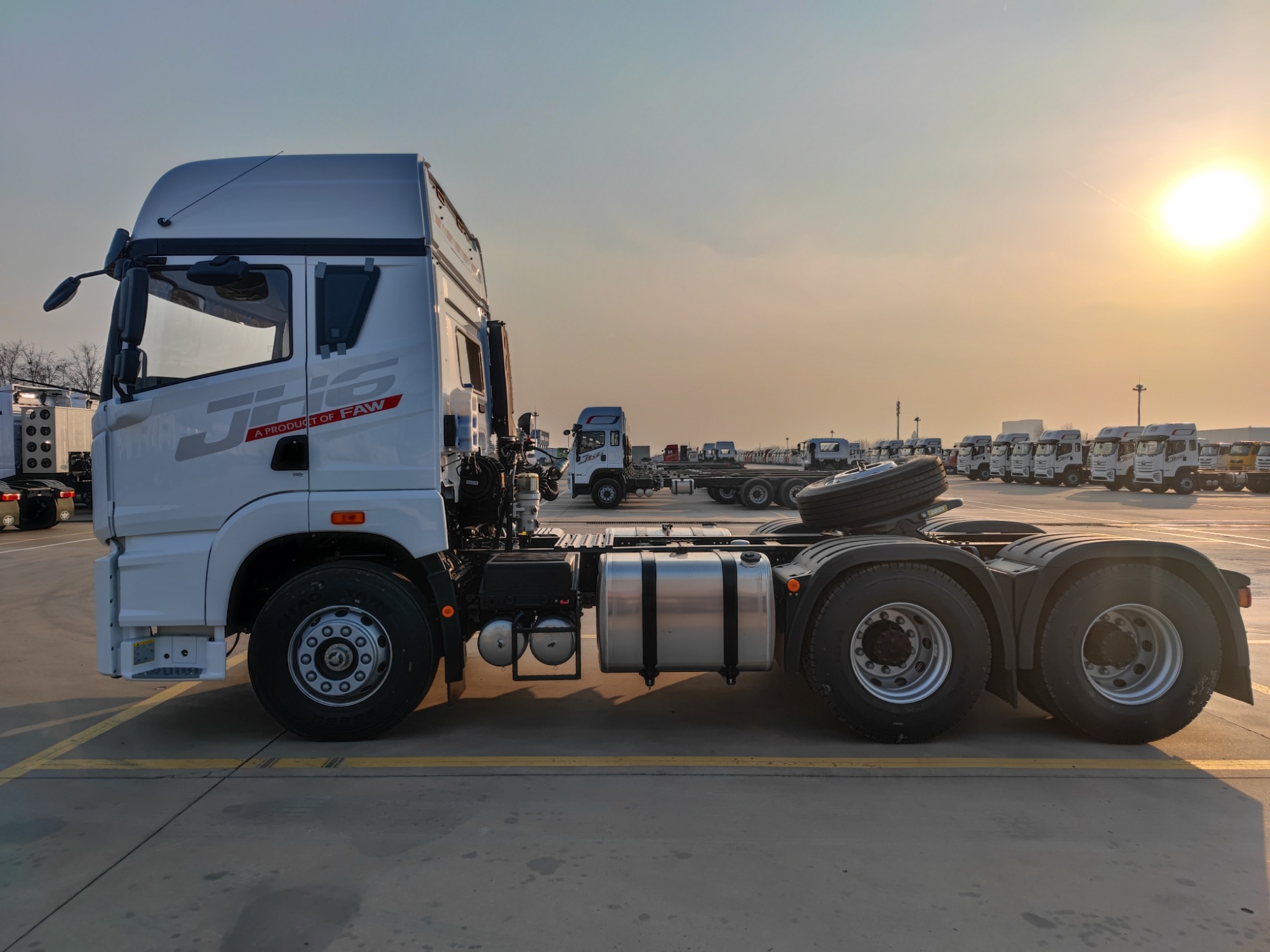 FAW JH6 TRACTOR TRUCK 6X4,TRACTOR TRUCK