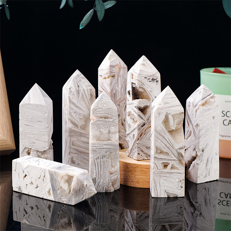 Natural Agate crystal cave Hexagonal Prism