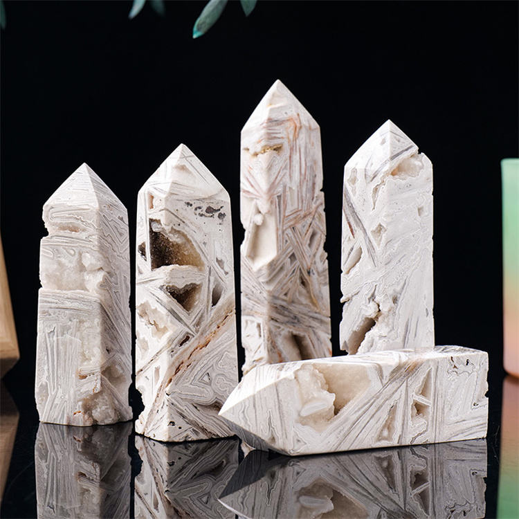 Natural Agate crystal cave Hexagonal Prism