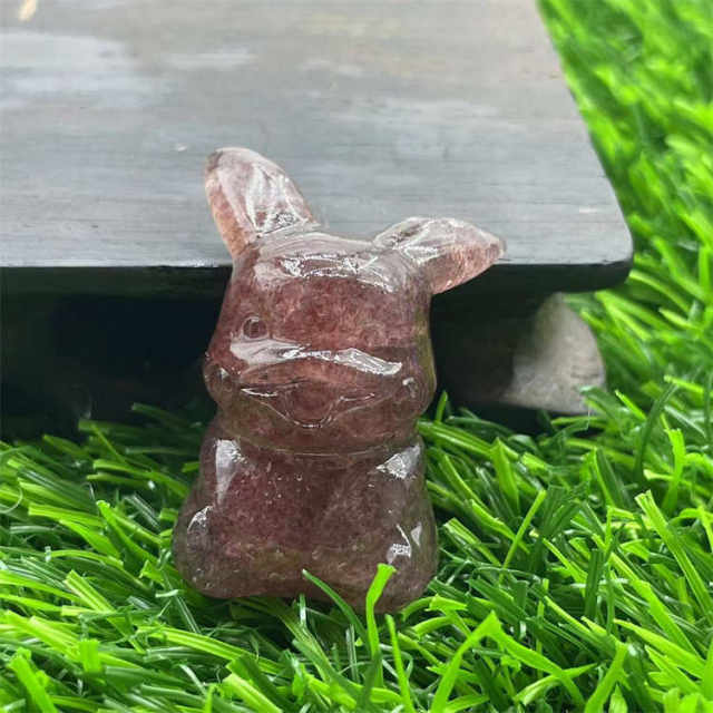 Natural crystal Pikachu carving