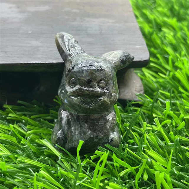 Natural crystal Pikachu carving