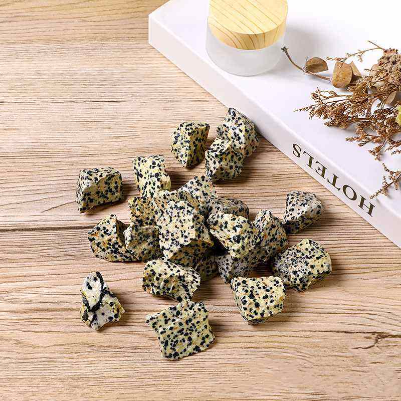 Natural spotted stone rough stone