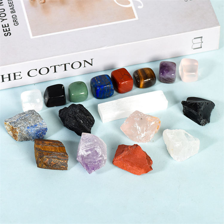 16 crystal raw stone set