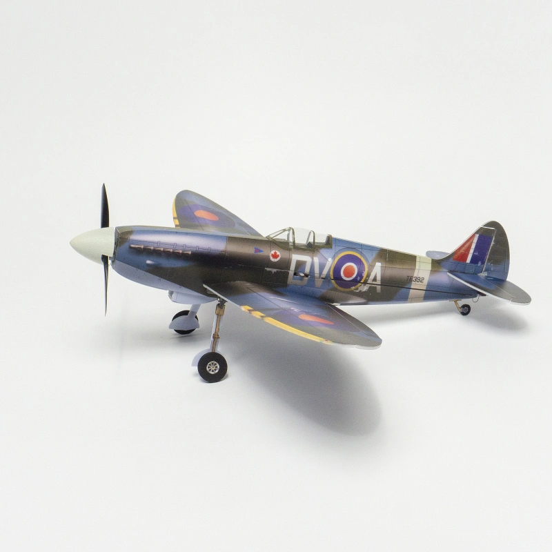 Spitfire MK XVI 5CH Aircraft with Retractable Landing Gear