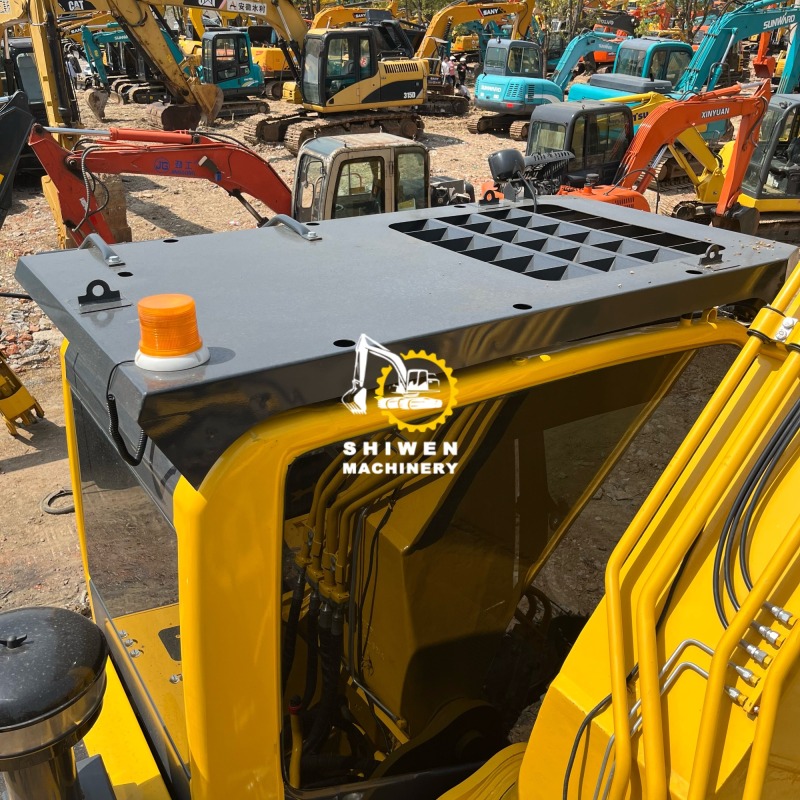 Original Japan Komatsu PC220-8 PC220-8MO PC220LC-8 PC220-10 PC220-7 ...