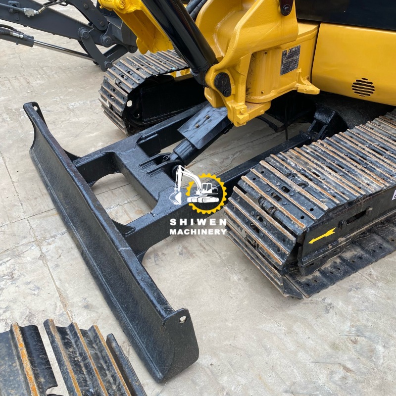 Caterpillar 304 excavator construction machine, CAT 304C CR 304 306 305 ...