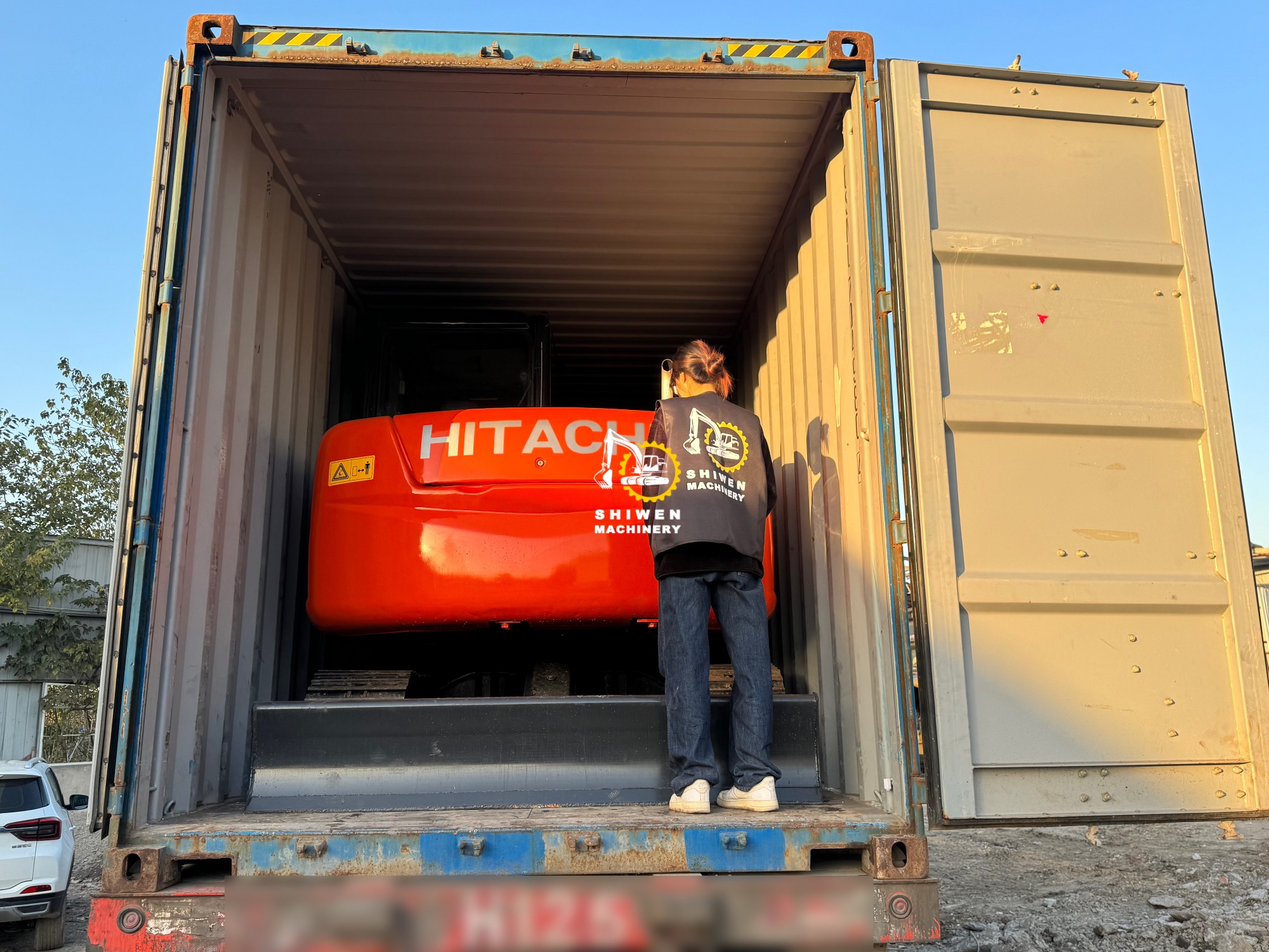 Ship 2 Units Hitachi ZAXIS excavators to NZ! | ShiWen Construction ...