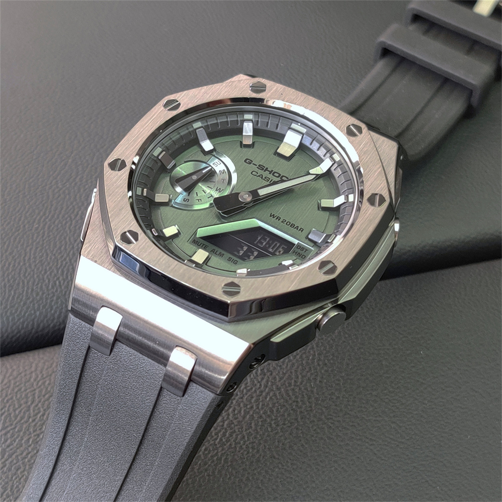 GM2100/GBM2100 Casioak Offshore Curve Style Fluorocarbon Strap Gun Grey