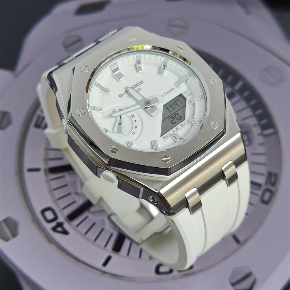 GMAS2100 Casioak MINI Curve Offshore for Thin Wrists Silver