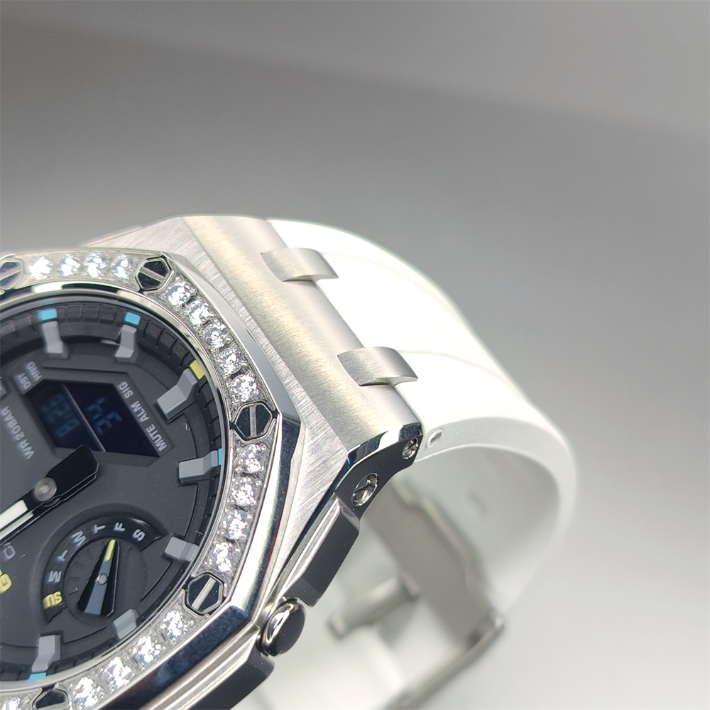 GA2100 Casioak Offshore Curve Diamond Series