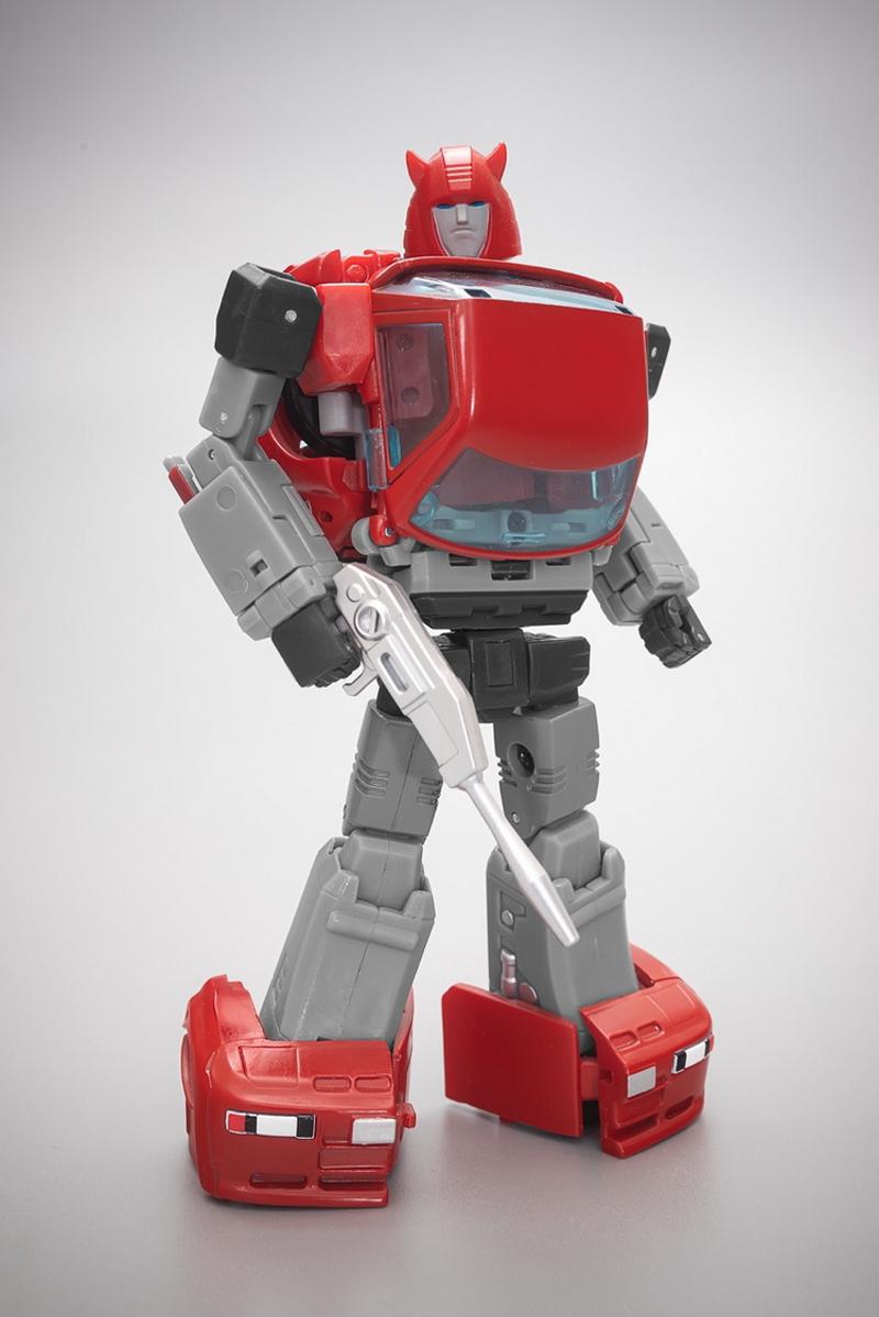 [In stock] Ocular Max OX PS-09A Hellion Cliffjumper Animation Version