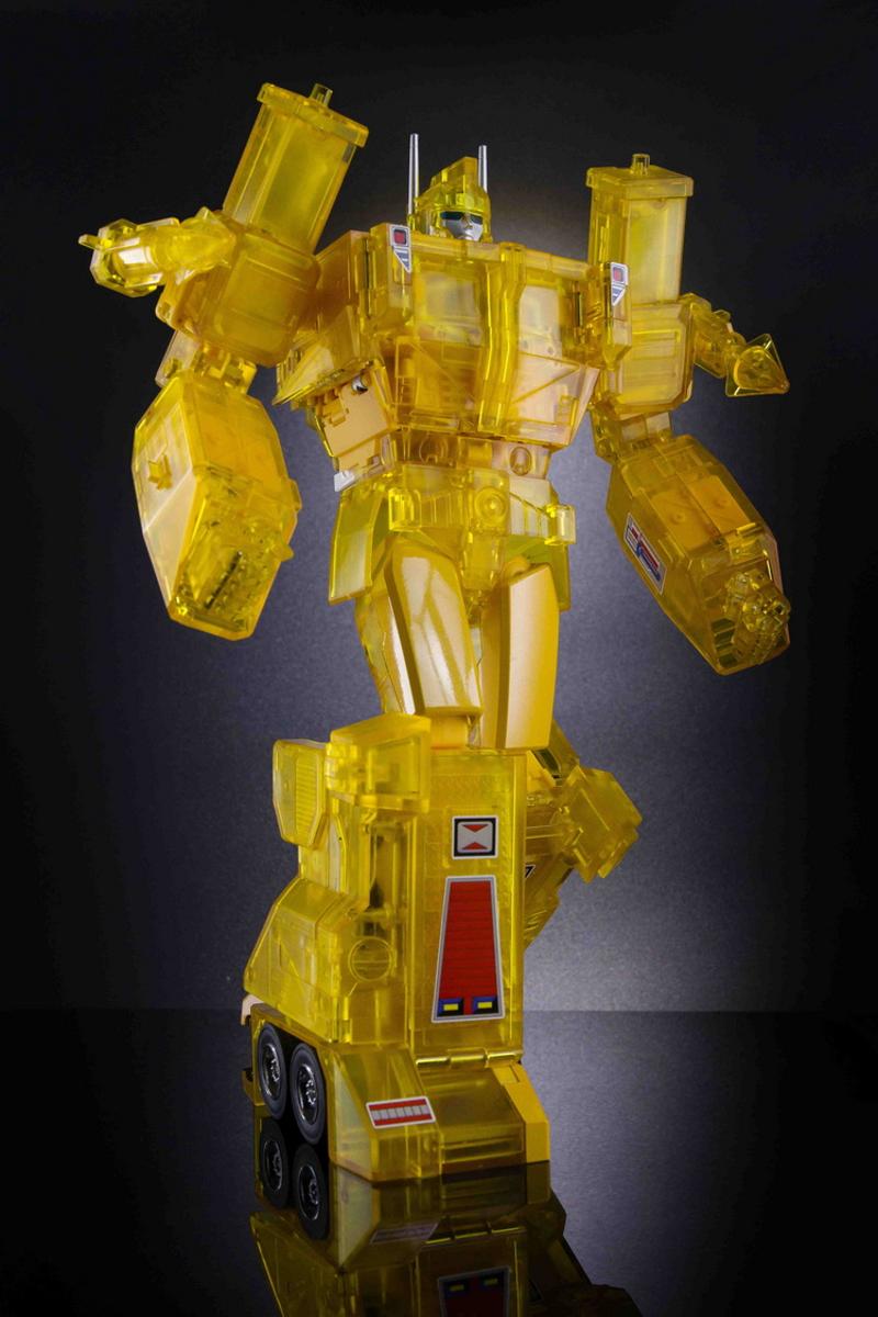 Transformer X-Transbots MX-22CY Citizen Stack Ultra Magnus Clear Yellow Ver