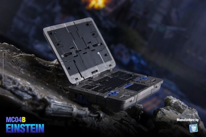 Transformers Dr.Wu MC04B Einstein Black Version