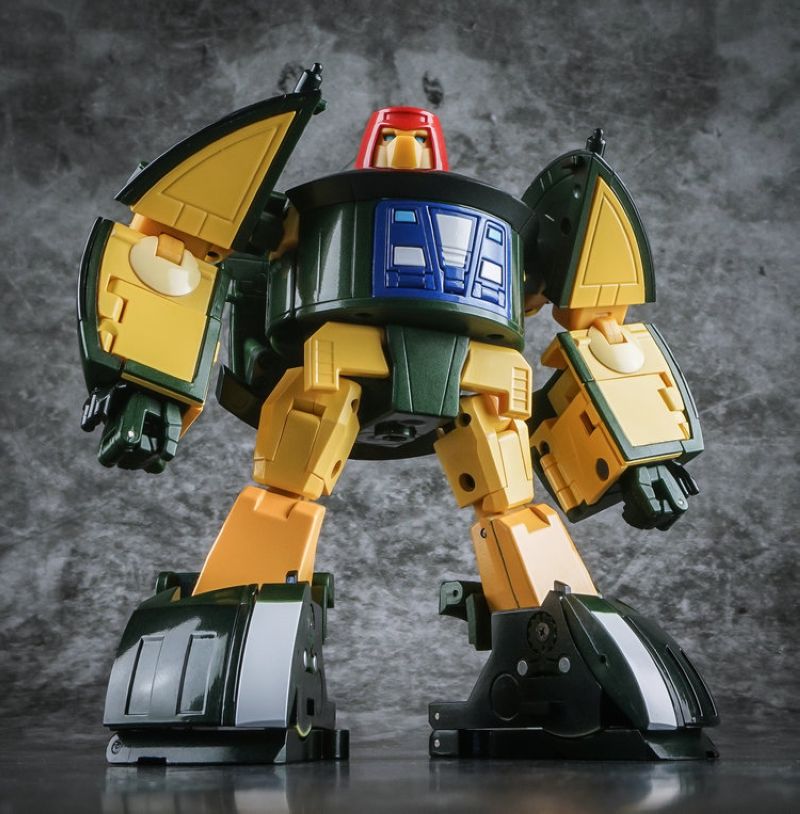 Transformers X-Transbots MM-9+ Klaatu Metallic Version Reissue