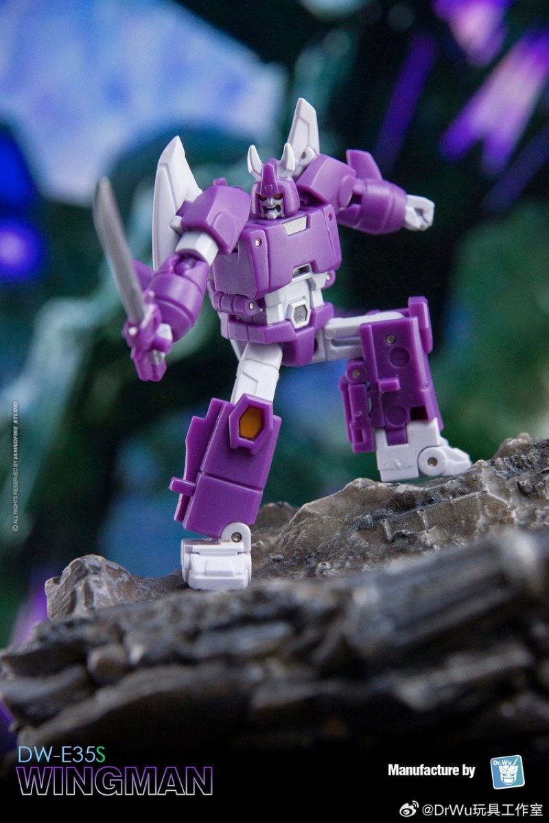 Dr.Wu DW-E35S Wingman Comic Cyclonus & DW-E34M Wasp Bugbite