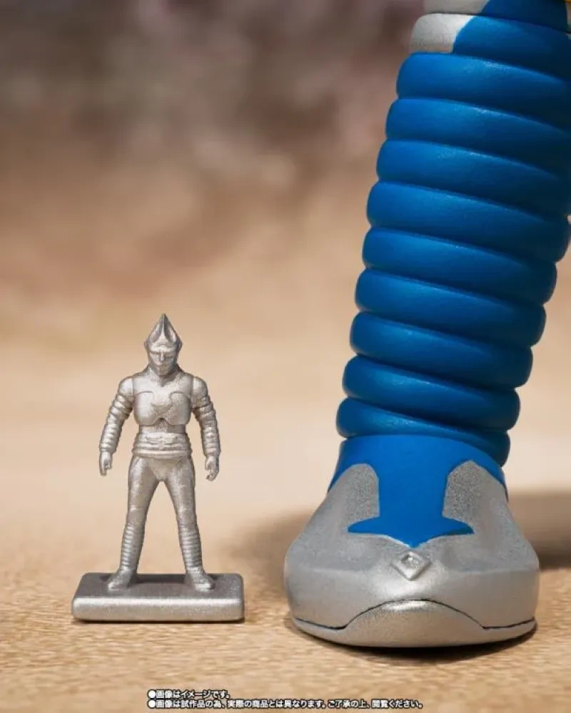 Bandai Godzilla vs. Megalon S.H.MonsterArts Jet Jaguar action figure