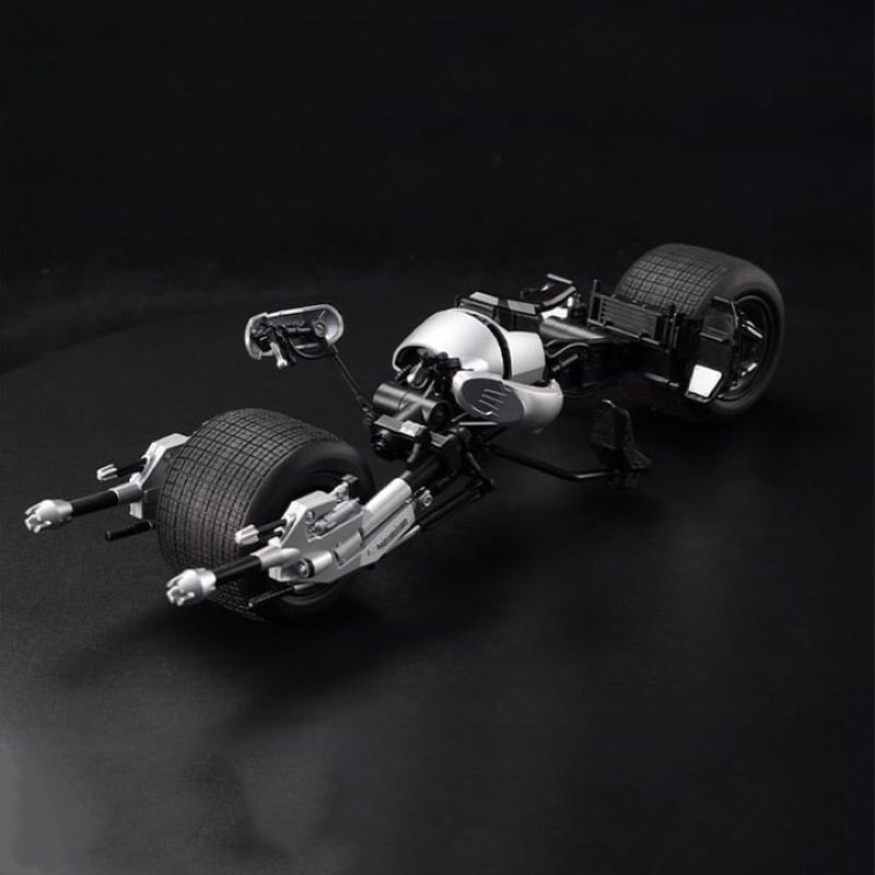 Modoking Plamo Plastic Model Kit MK-2024PDC02 The Dark Knight Batpod figure