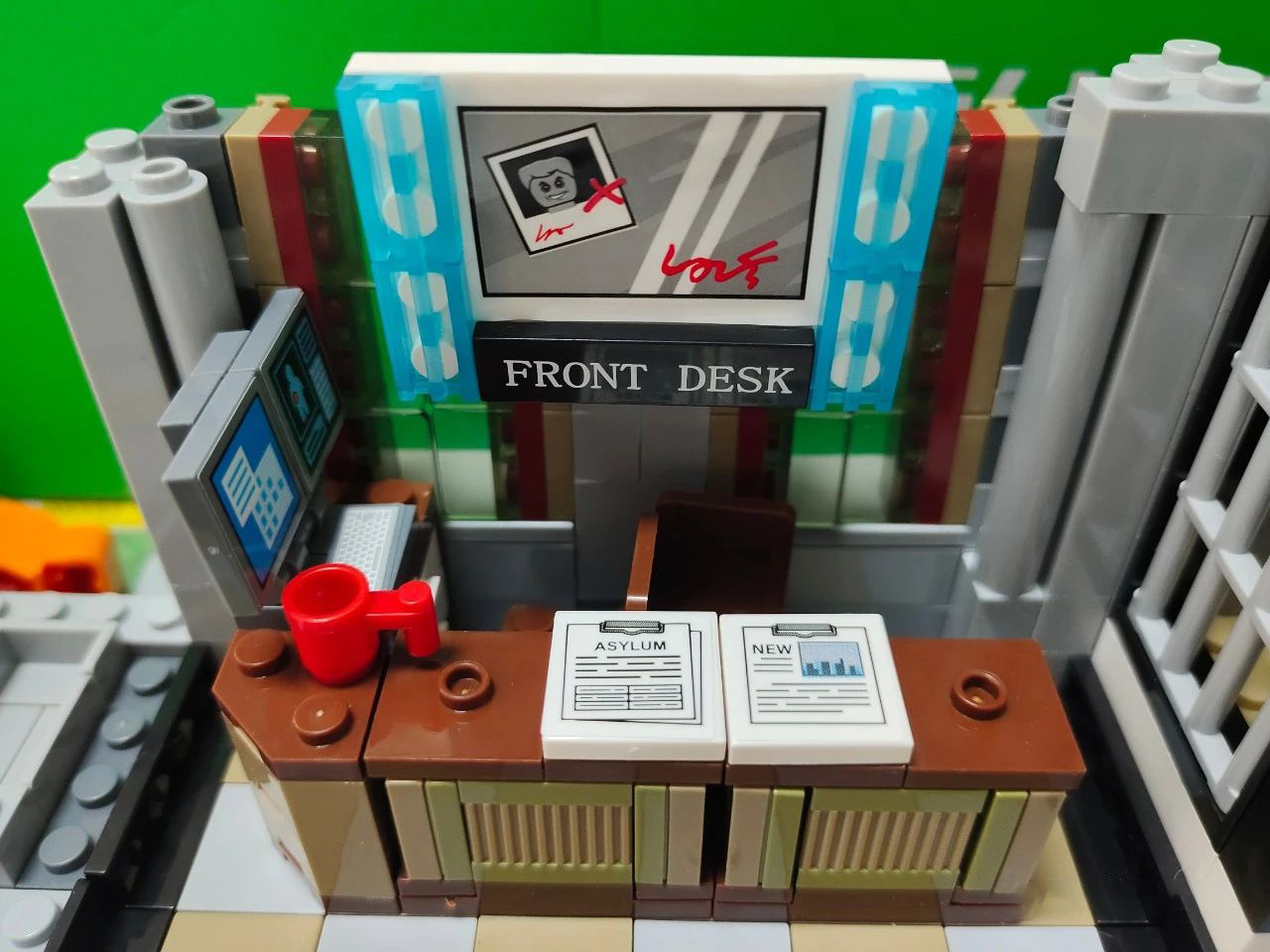 PANLOS 613002 Lunatic Hospital Blocks Set Review