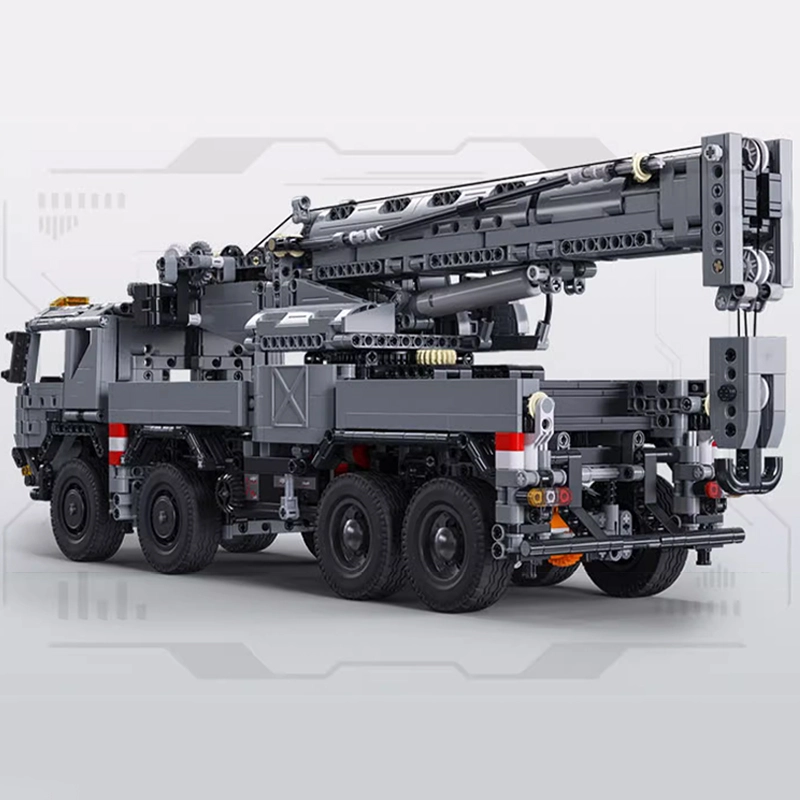 CaDA C61507 Military Rescue Vehicle Technic
