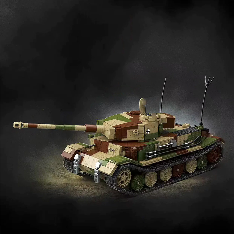 QUANGUAN 100302 Tiger P Armored Command Vehicle Tank Military