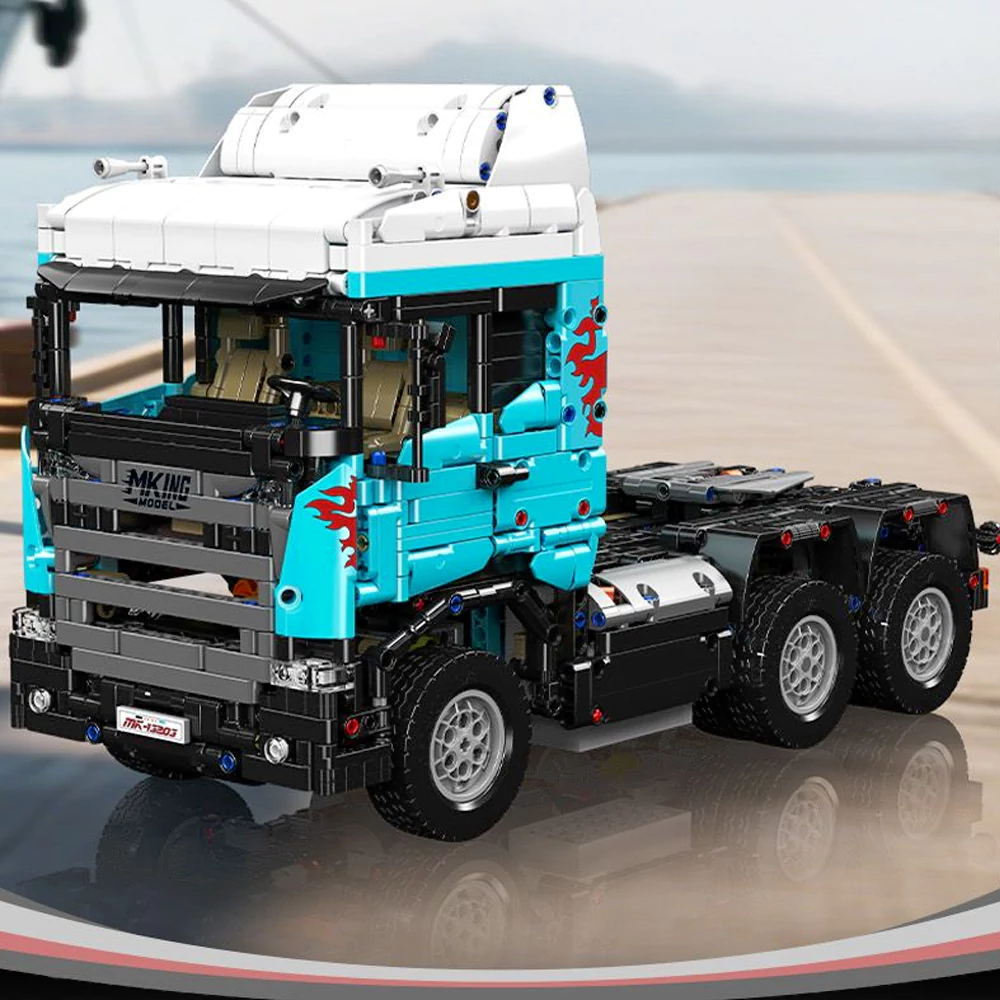 MouldKing 13203 SCA Tractor Head Technic