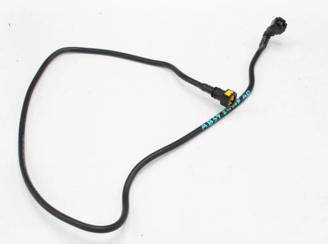NEW FORD RANGER T6 MK3 COOLANT OVERFLOW PIPE 5251183 AB39-8W005-AD