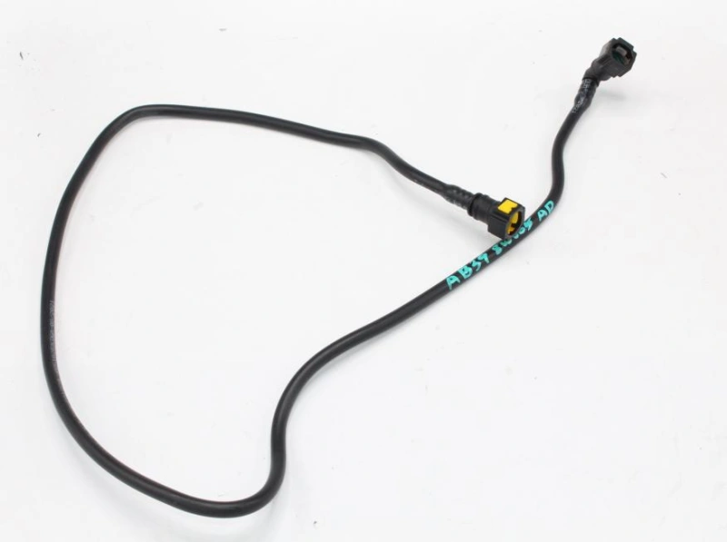 NEW FORD RANGER T6 MK3 COOLANT OVERFLOW PIPE 5251183 AB39-8W005-AD