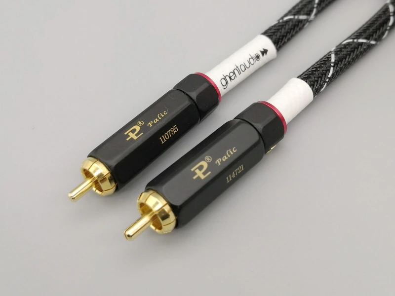 E05 --- Belden 1694A 75Ω Coax Locking RCA Cable