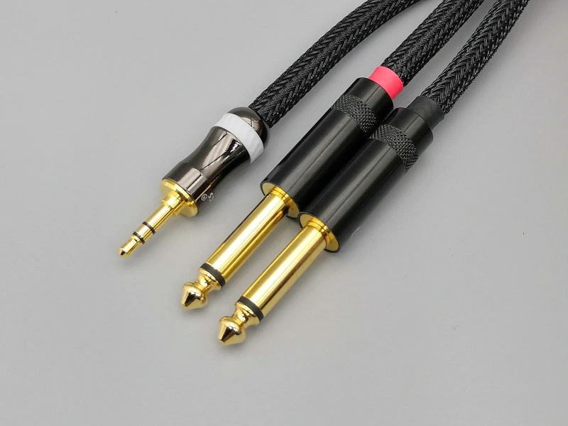 D10 --- 3.5mm TRS(M) to 6.35mm TS(M+M) 4N-OFC Y-Cable