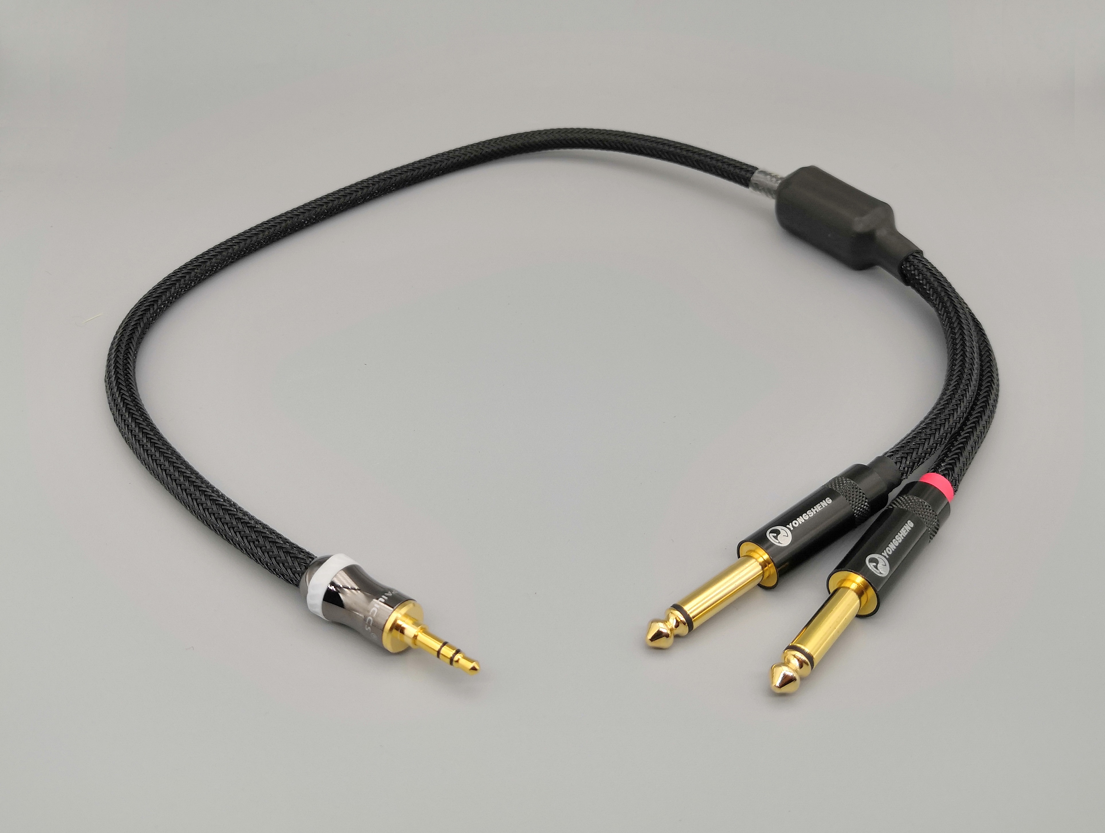 D10 --- 3.5mm TRS(M) to 6.35mm TS(M+M) 4N-OFC Y-Cable