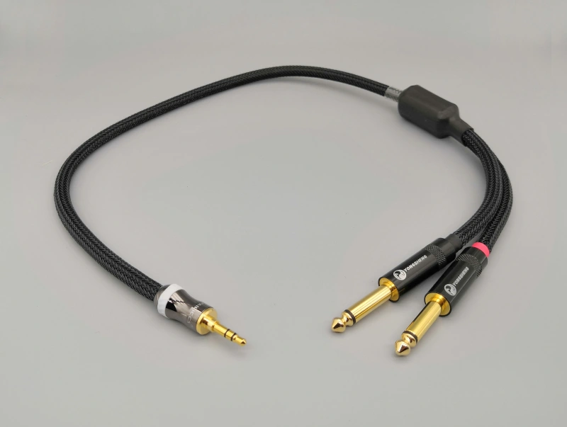 D10 --- 3.5mm TRS(M) to 6.35mm TS(M+M) 4N-OFC Y-Cable