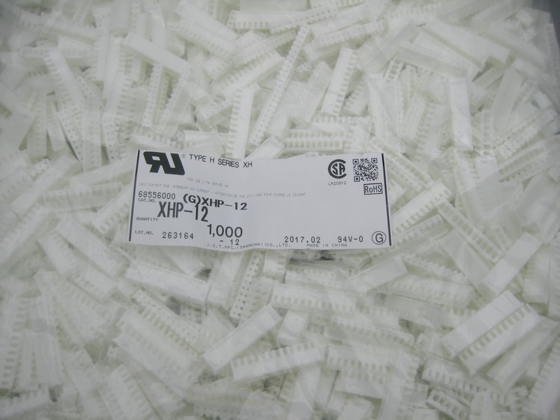 XHP-12 Housing & Contact (12-ways)