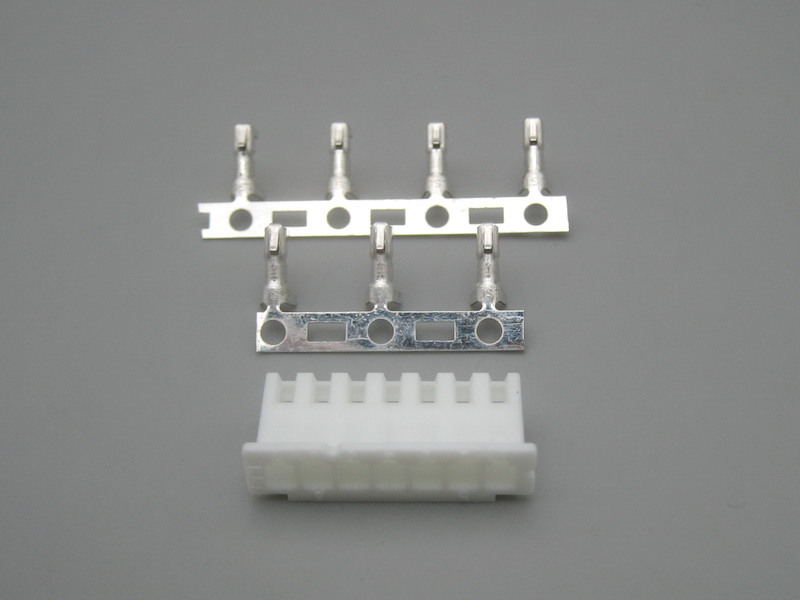 XHP-7 Housing & Contact (7-ways)